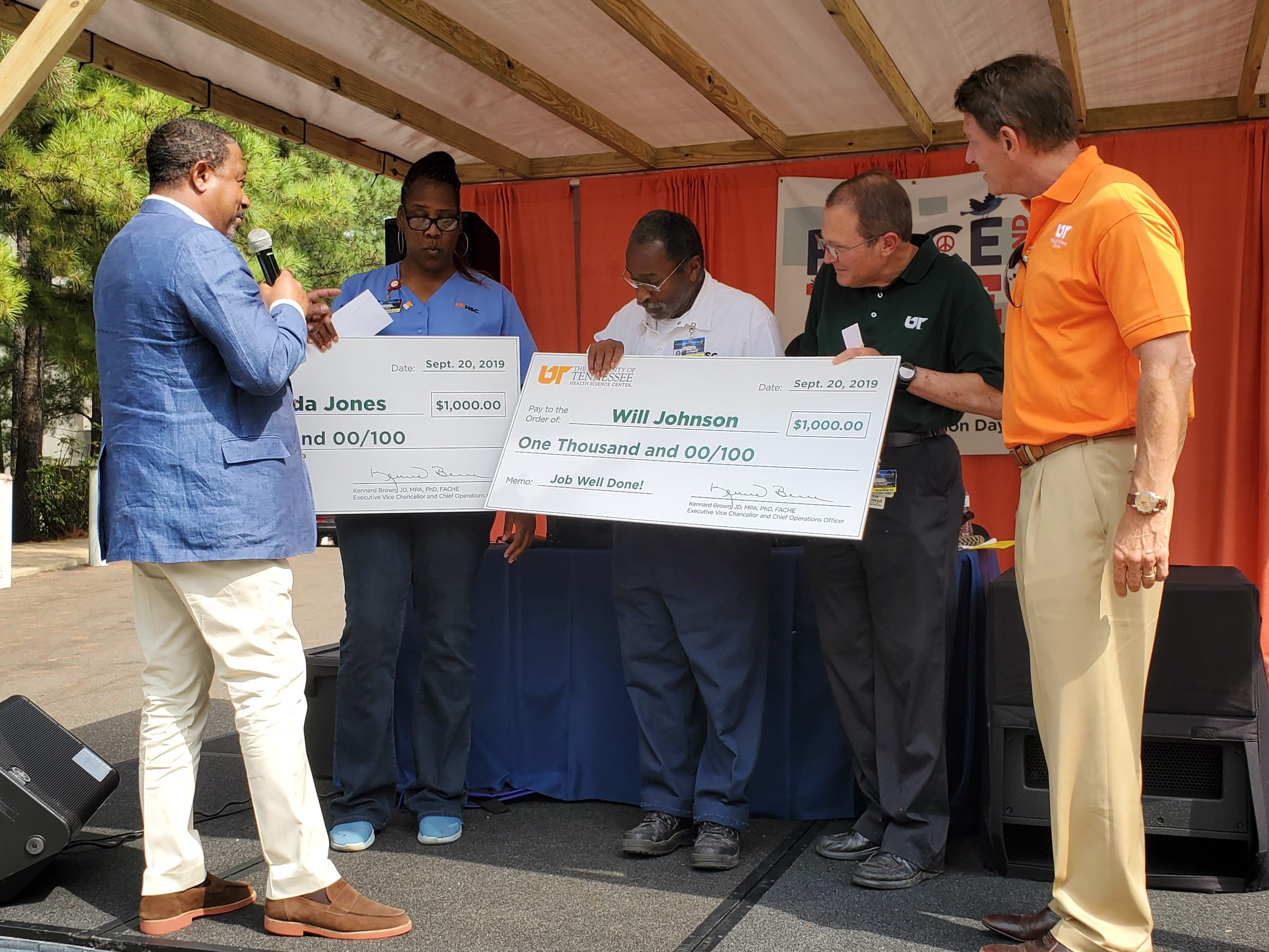 Two Employees Recognized for Act of Heroism - UTHSC News