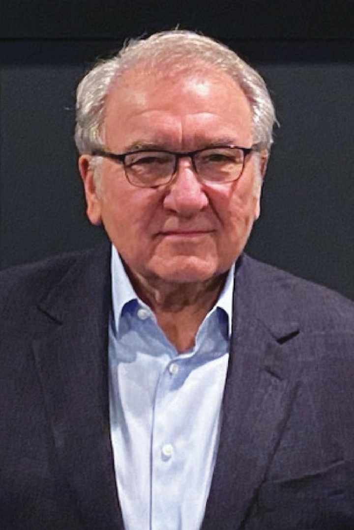 Graduate Health Sciences Alumnus Strives to Help Students Decades After Graduating - UTHSC News