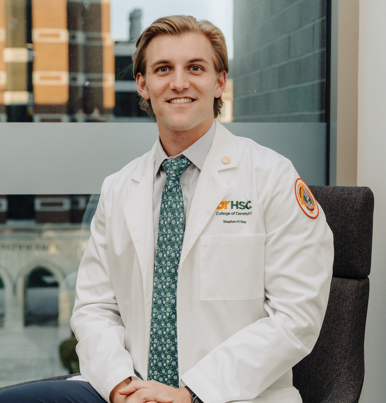 D4 Student Mentors Pre-Dental Students Through YouTube - UTHSC News