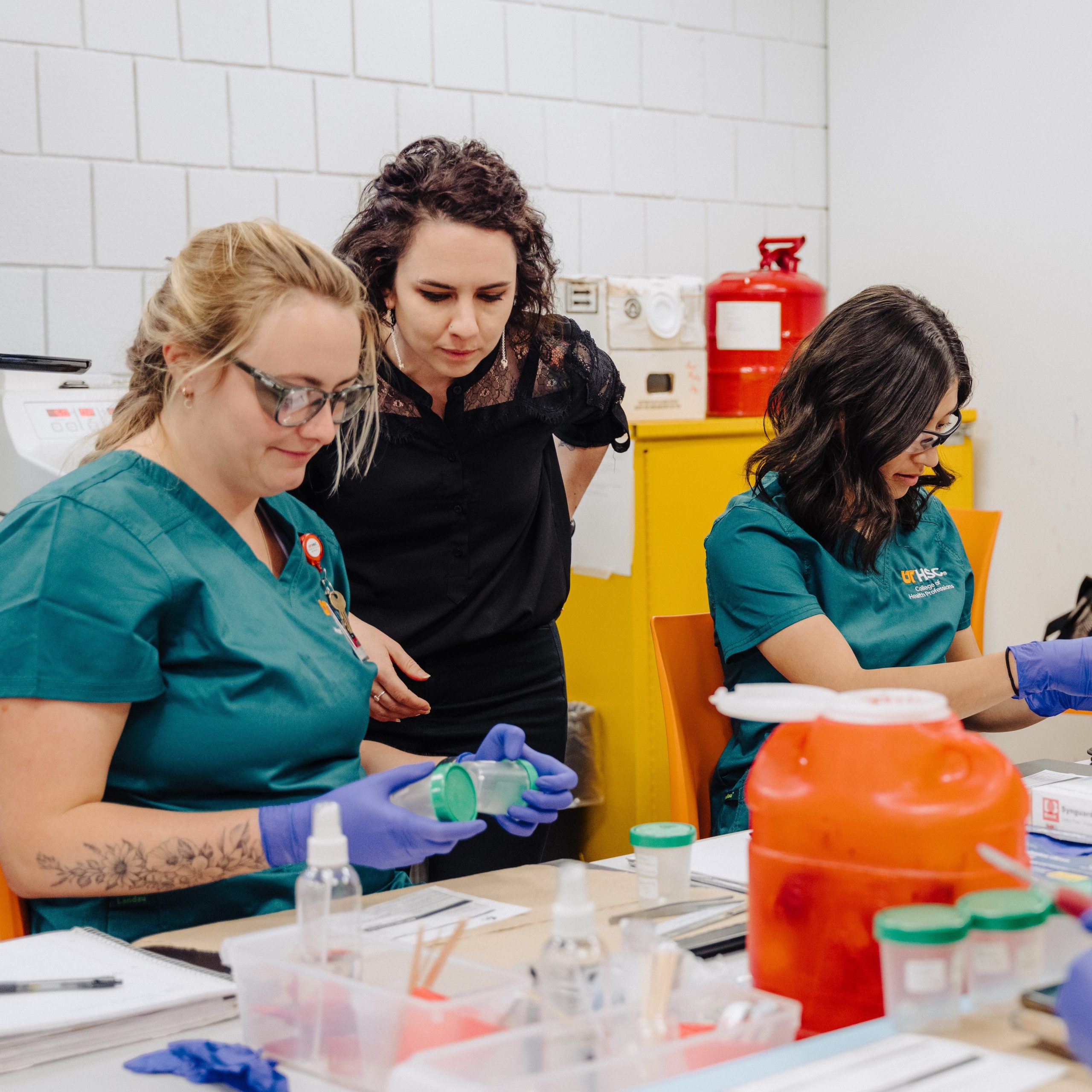 Pathologists’ Assistant Program Reaches Milestones in Accreditation and ...